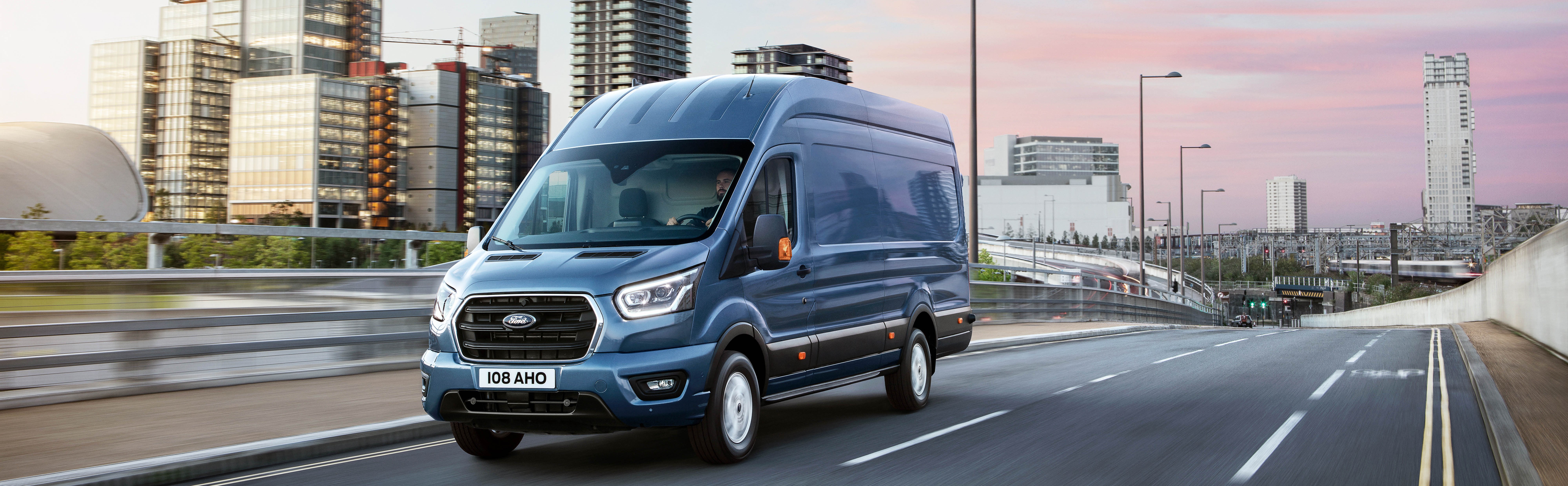 Ford Transit 2T: Les Infos sur le Modèle Vente Neuf & Occasion