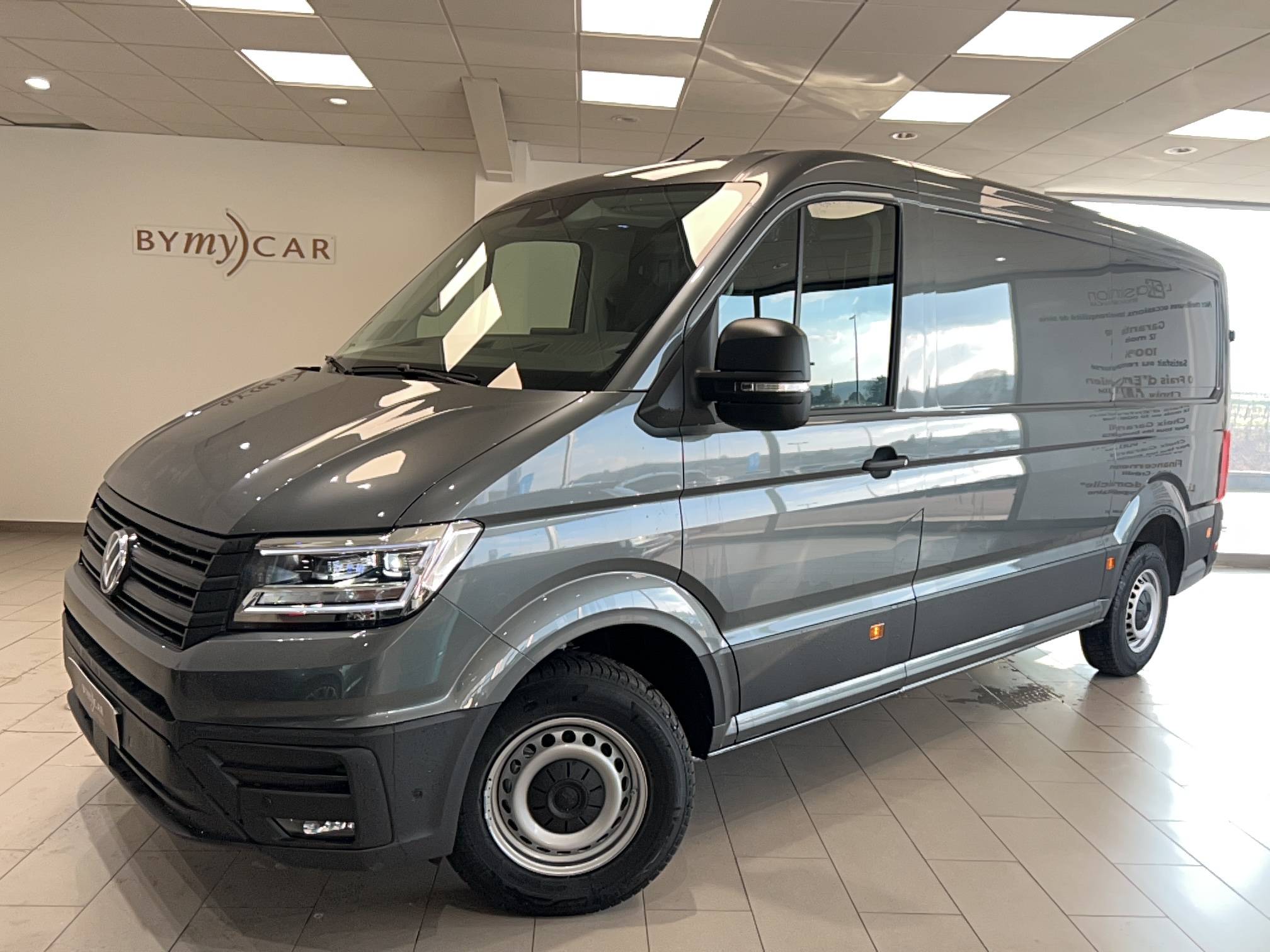 VOLKSWAGEN UTILITAIRES CRAFTER FOURGON - 1 neuve de 2025, 15 km, Diesel ...