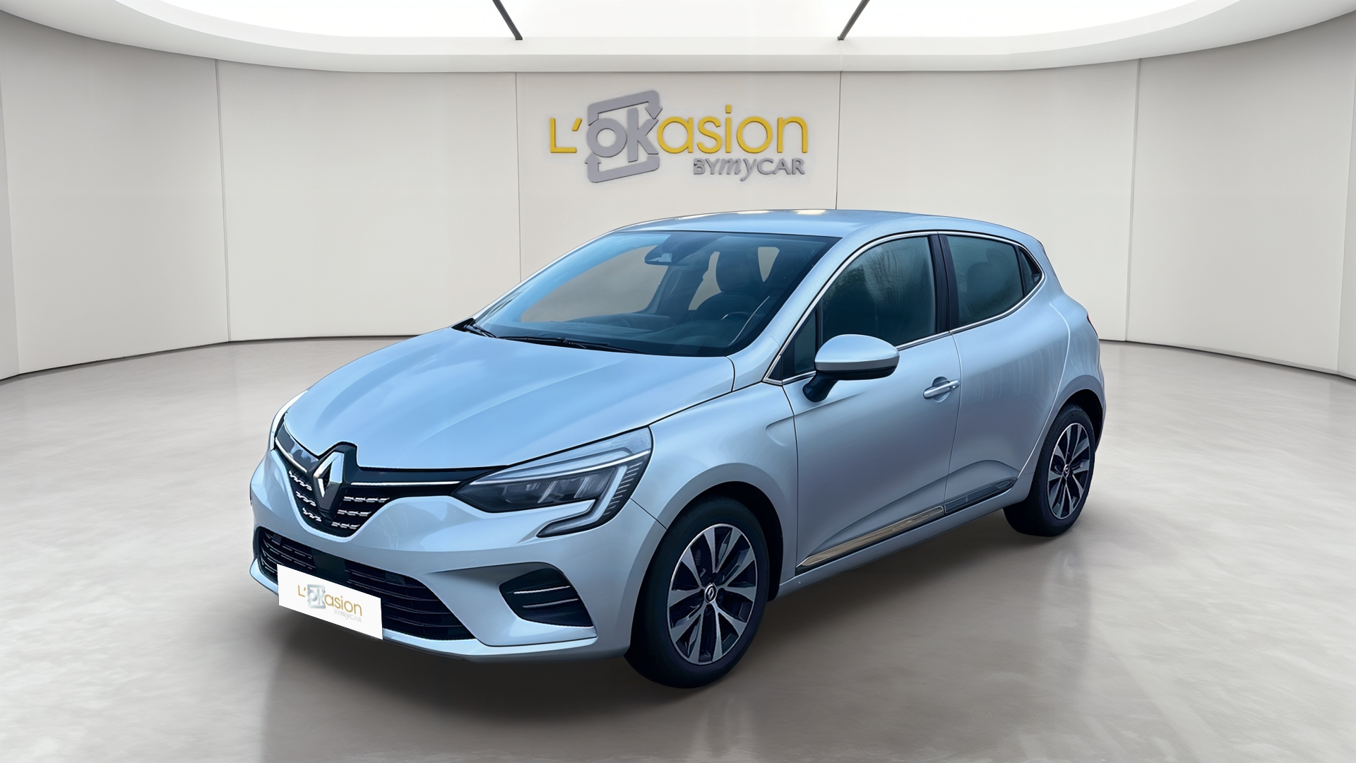 RENAULT CLIO - 1 Occasion de 2022-06-22, 26300 km, Essence : FORD ...