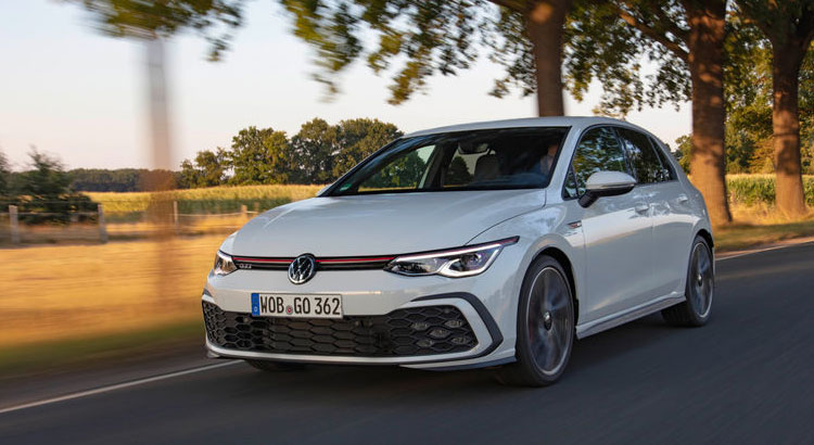 T cross vs golf : que choisir