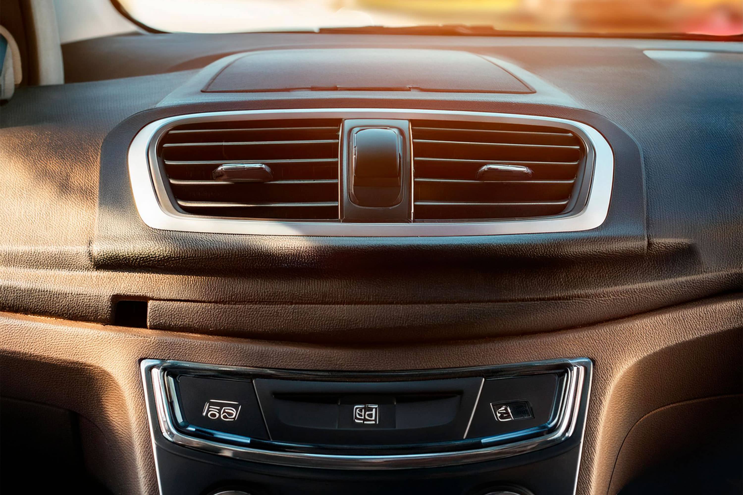 Climatisation manuelle ou automatique : que choisir pour votre voiture