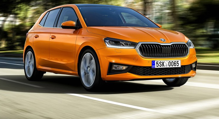 Comment changer la pile d'une clé de Skoda Fabia